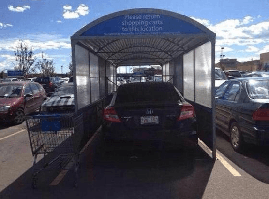 28 Infuriating Photos of Truly Terrible Parking Jobs