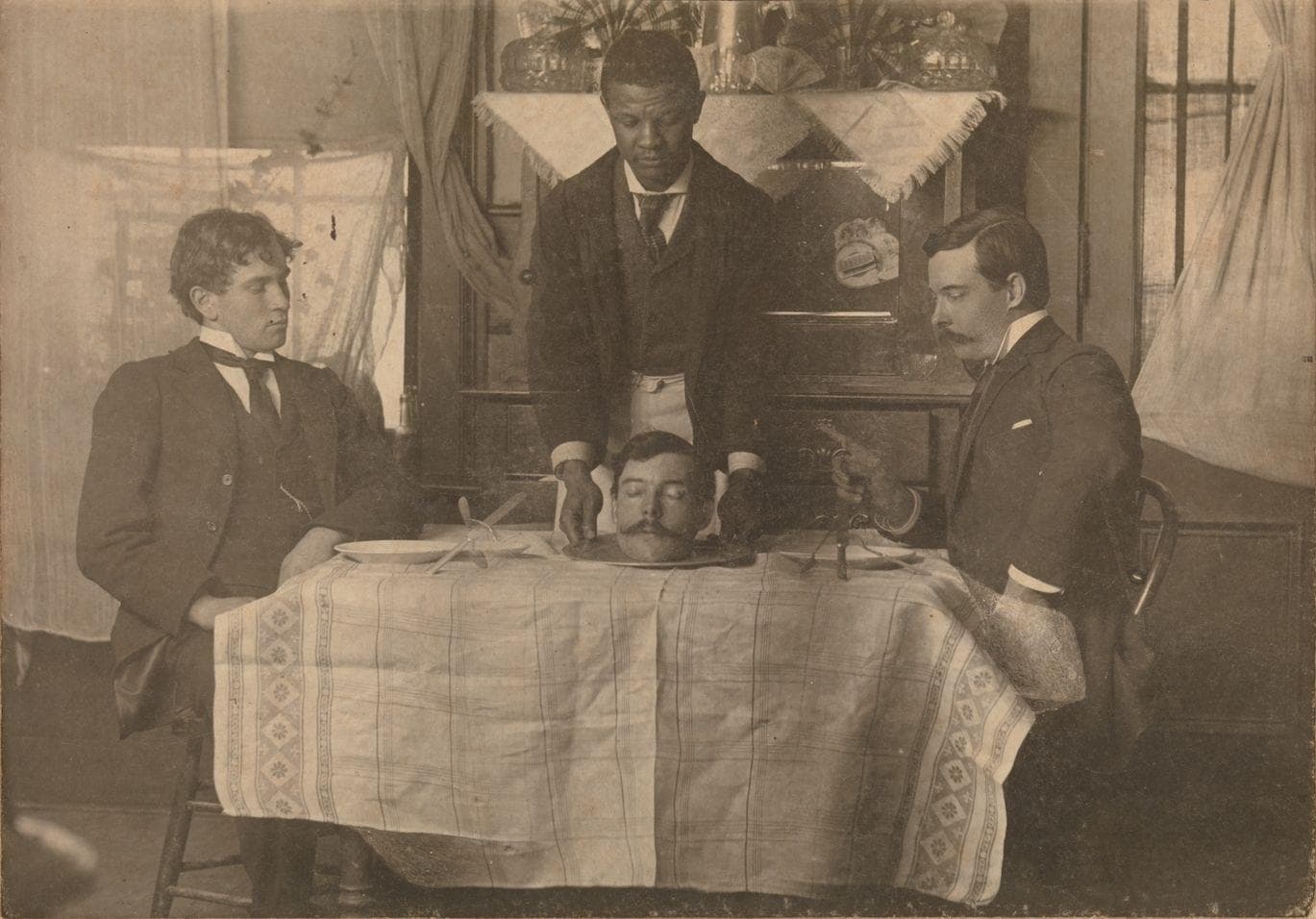 The Creepiest Victorian Headless Photographs Ever Taken