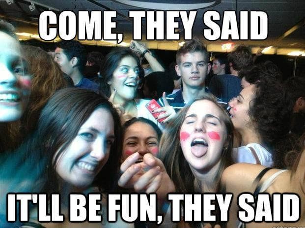 20 Photos That Perfectly Describe Being Lonely At a Party