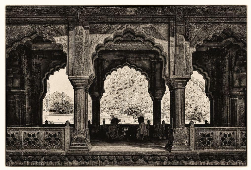 15 Common Freemason Symbols You've Never Noticed Before