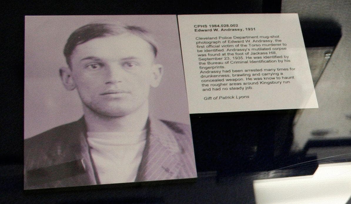 10 Brutal and Disturbing Facts About the Cleveland Torso Murderer