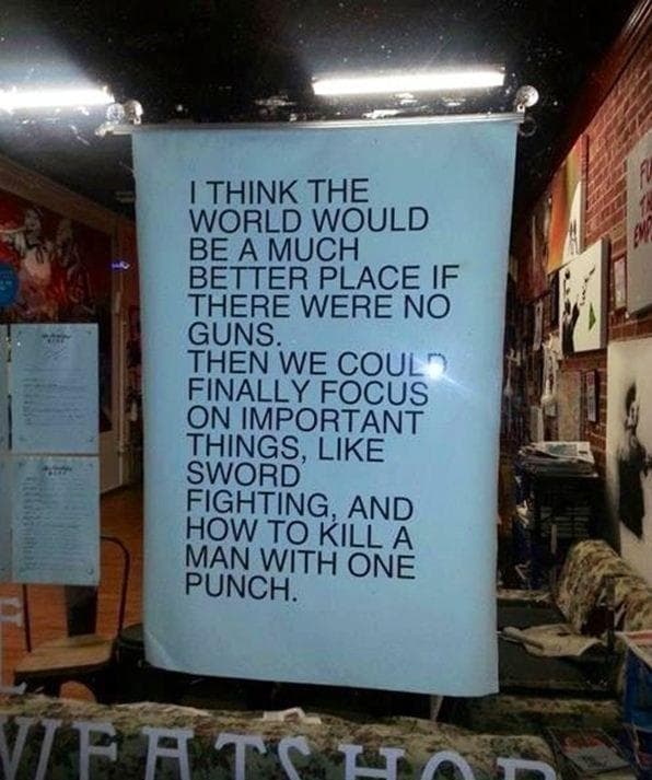 25 Hilarious Pawn Shop Signs That Are Actually Really Clever