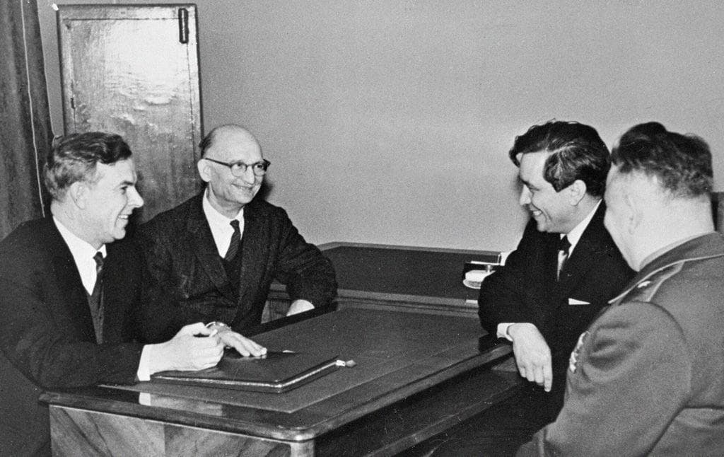 14 Crazy Stories of Russian Spies in the US That Will Freak You Out