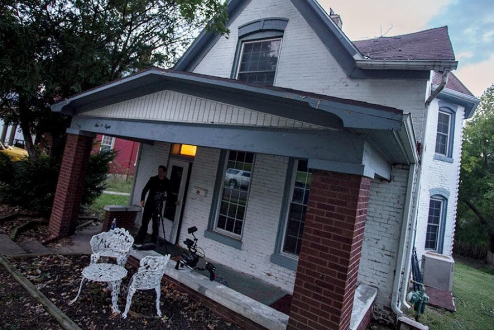 11 Intense Crimes And Stories Fueling Famous Hauntings