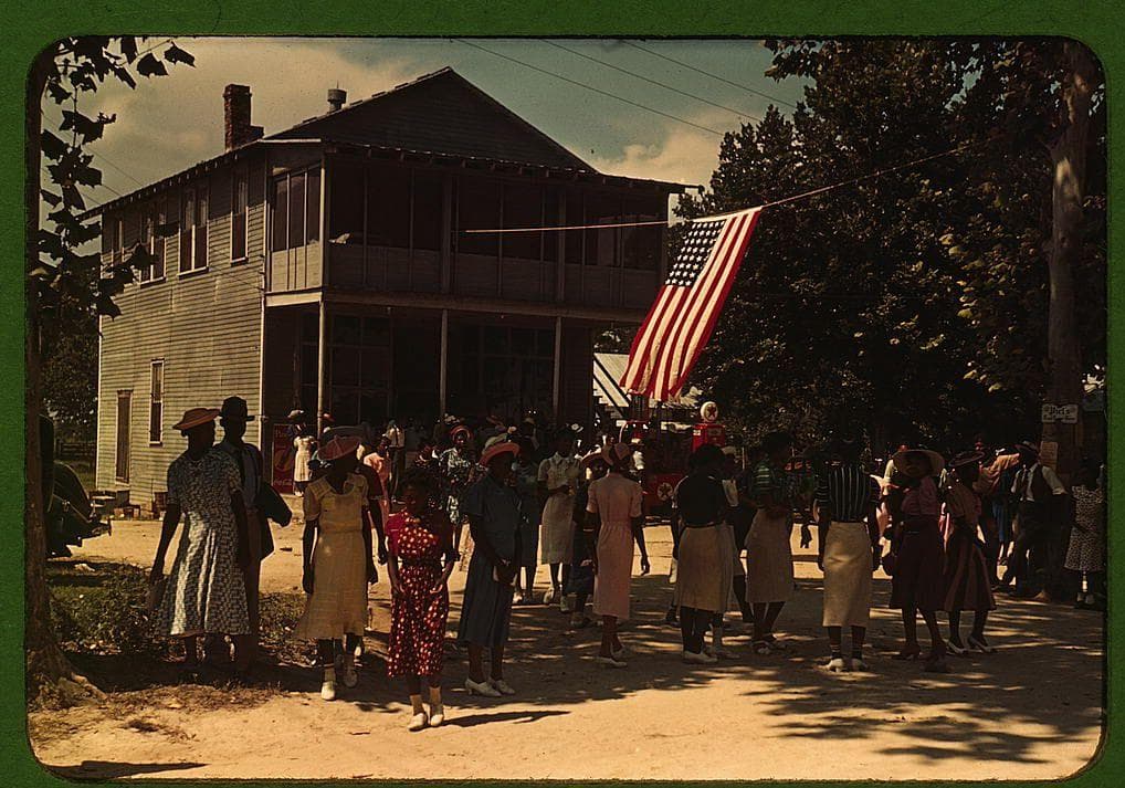 Colorized Photos That Show What Life Was Really Like in the Great ...