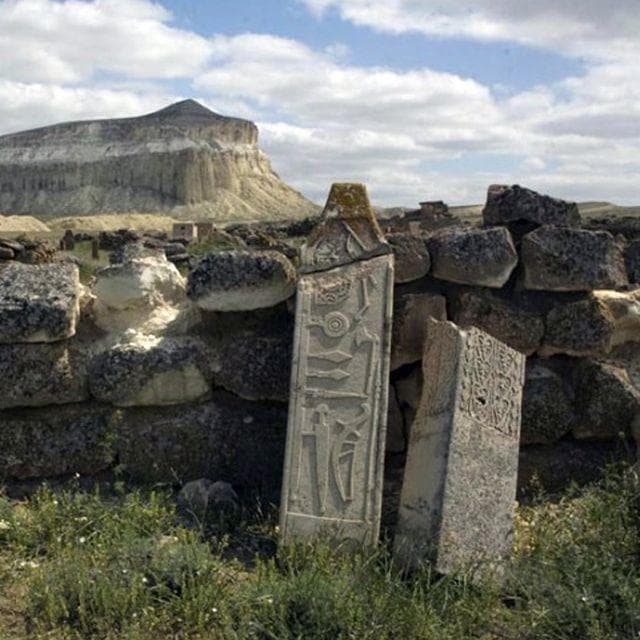 The Weirdest Archaeological Discoveries of 2016
