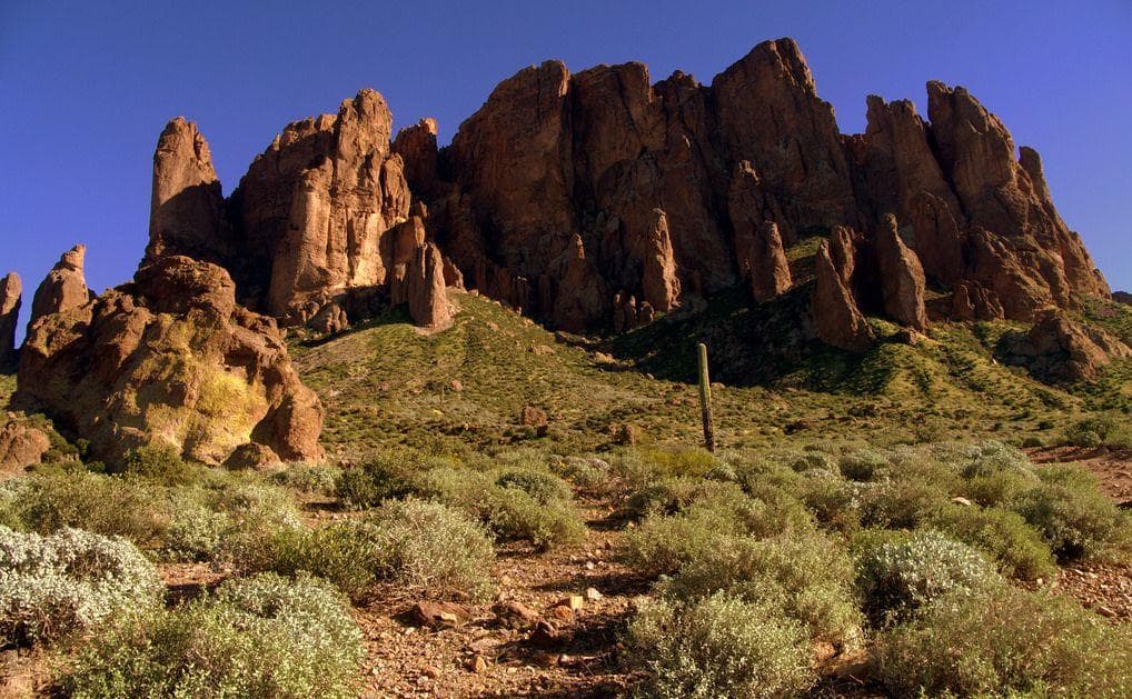 12 People Who Vanished Looking for the Lost Dutchman Treasure