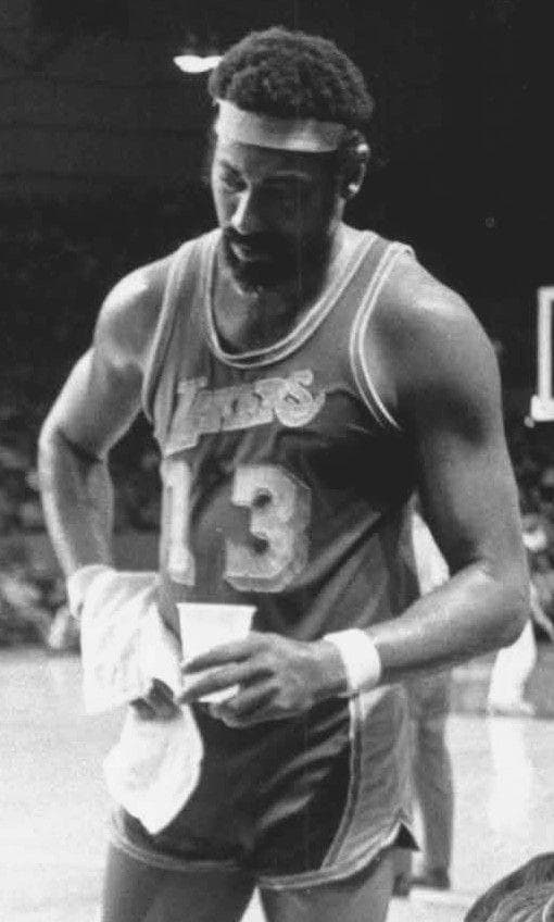 18 Crazy Stories About NBA Legend Wilt Chamberlain