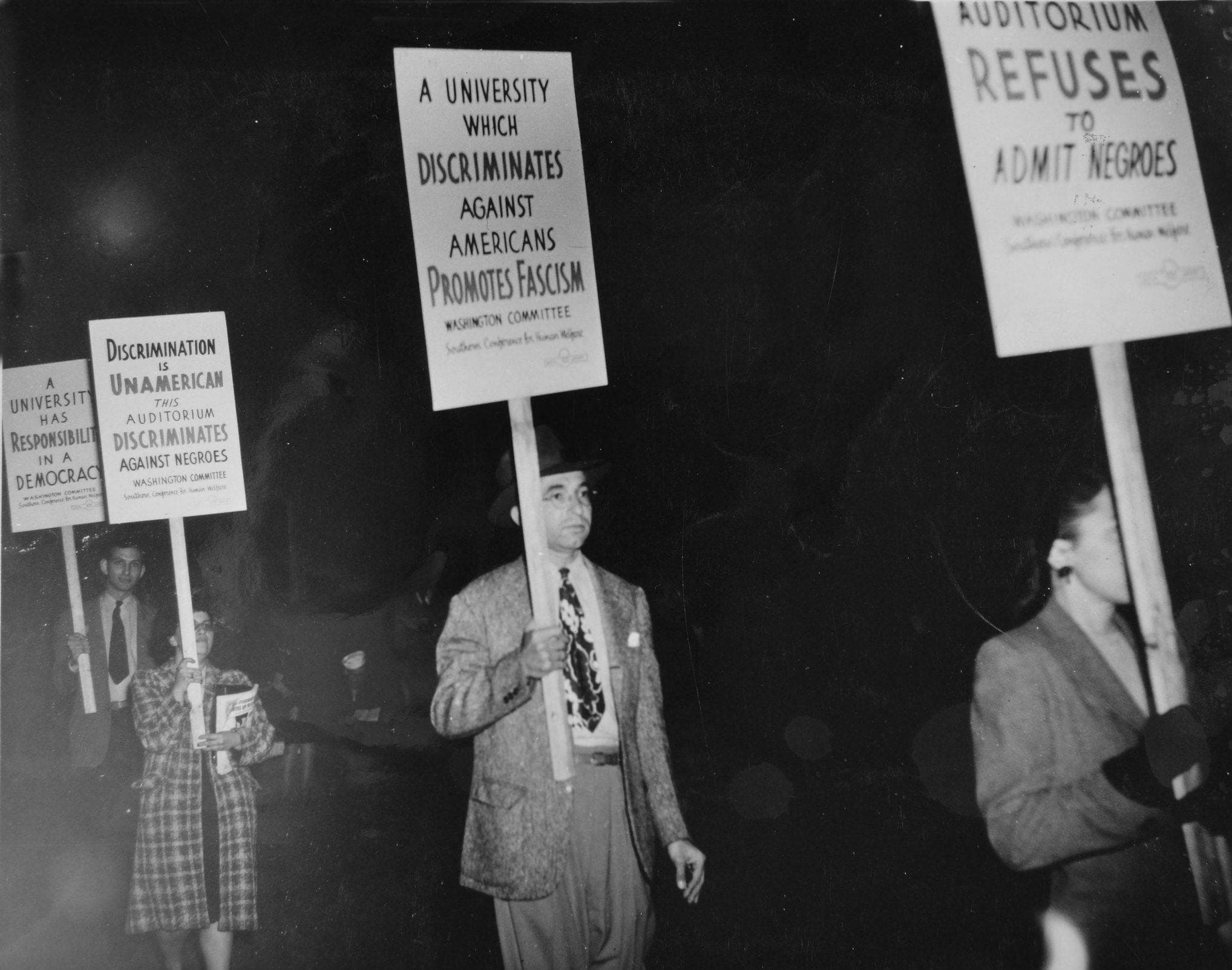 20 Sobering Photos of Segregation at Work in 20th Century America