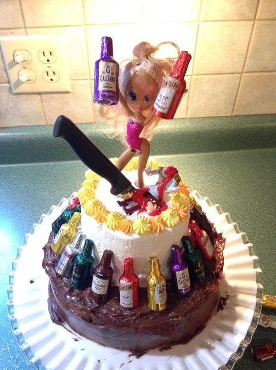 28 Brutally Funny Divorce Cakes To Send to Your Ex
