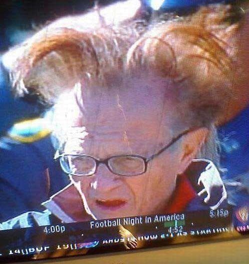 27 Hilarious NFL Freeze Frames You Can't Help But Laugh At