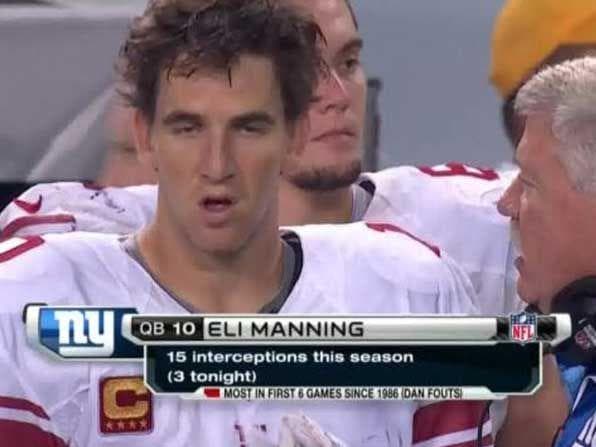 27 Hilarious NFL Freeze Frames You Can't Help But Laugh At