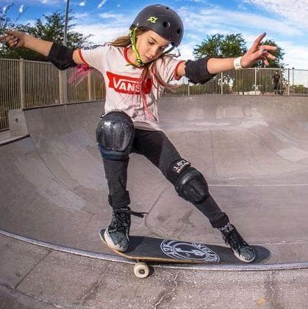 Famous Female Skateboarders | List of Top Female Skateboarders