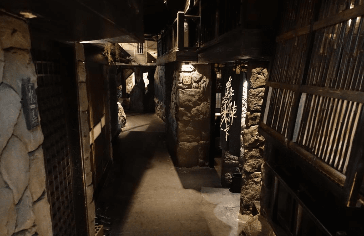 Weird Japanese Themed Cafes