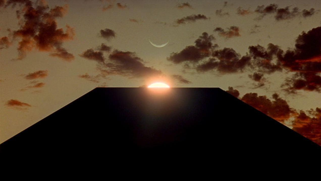 18 Weird Theories About A Shared Universe In Stanley Kubrick Movies