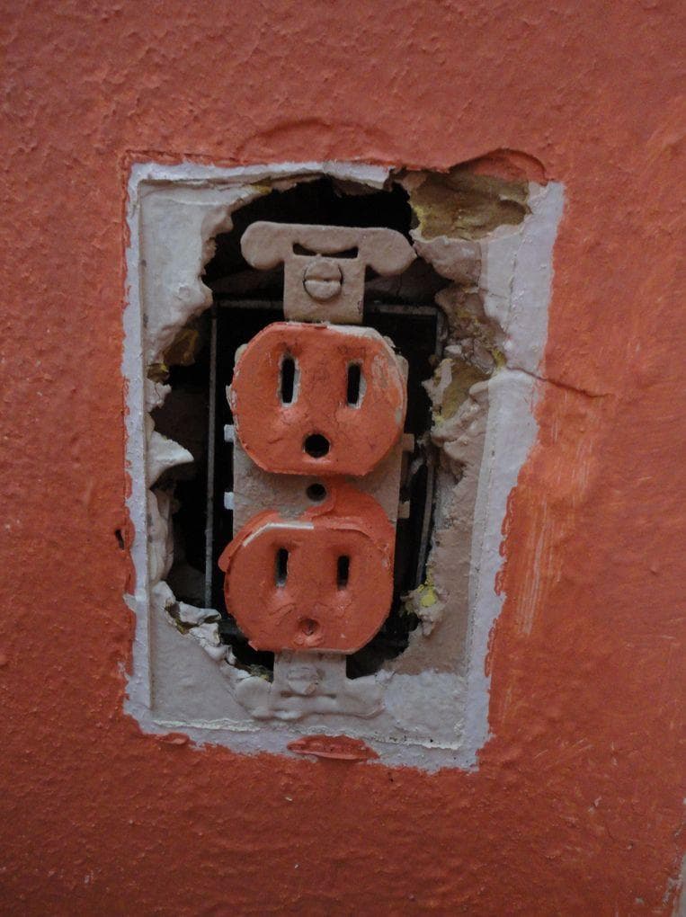 The Most Brilliant Ways To Hide Cash Around The Home (Just In Case)