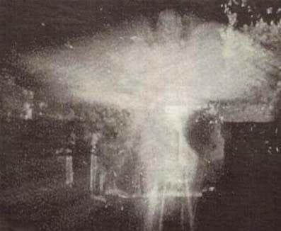 15 Creepy Photos That Might Just Contain Actual Angels