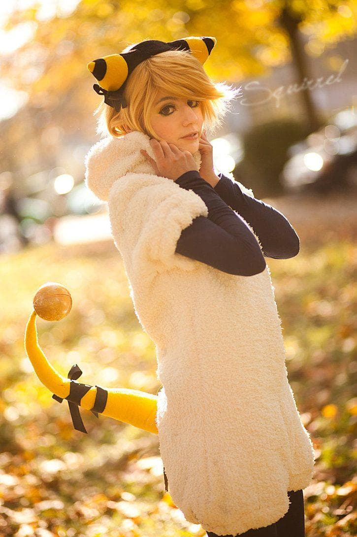 22 Beautiful Girls Embodying Pokémon Through Cosplay