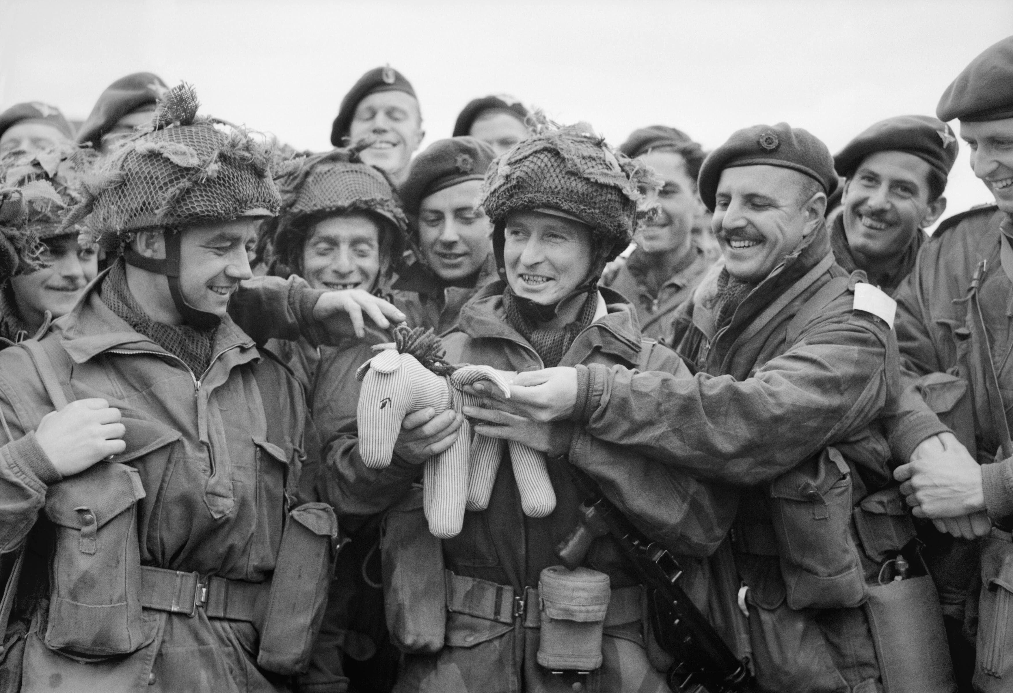 23 Rarely Seen Photos From D-Day That Will Change Your Idea Of WWII