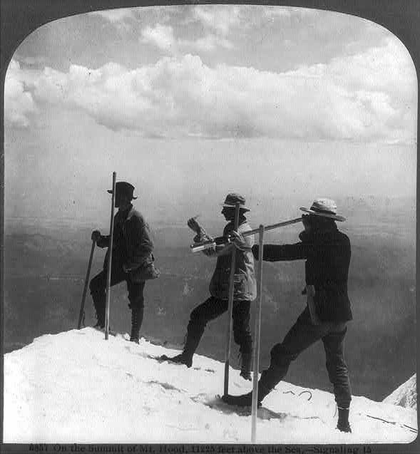 25 Badass Photos Of Old Timey Mountain Climbers