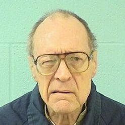 8 Sadistic Killers Who Put Their Victims In Collars And Leashes