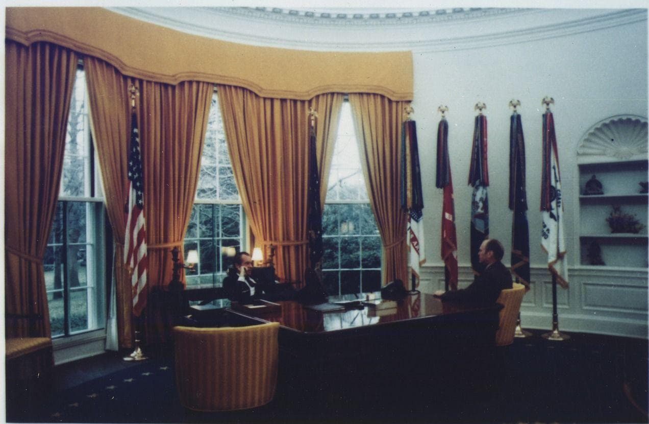 19 Oval Office Photos From Different US Presidencies