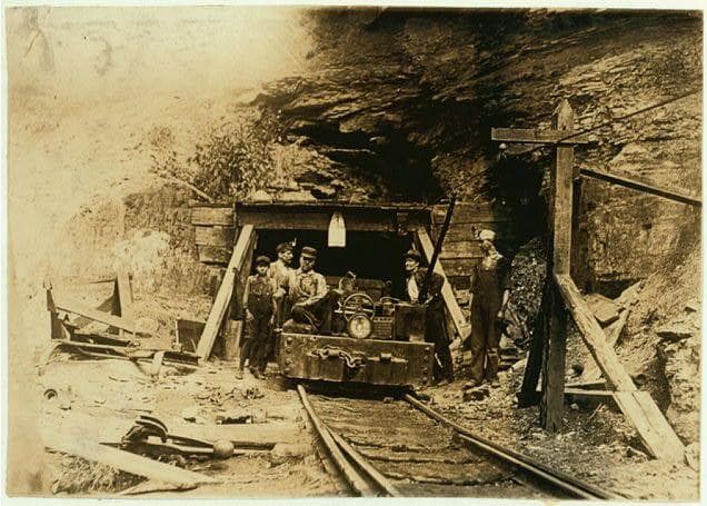 Hardcore Facts About the West Virginia Coal Wars