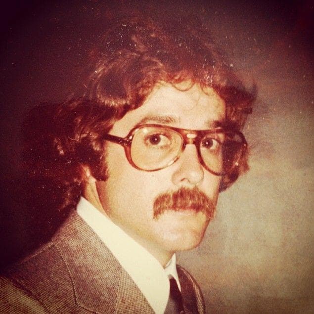 25+ Funny Photos Of Cool Dads In The 1980s