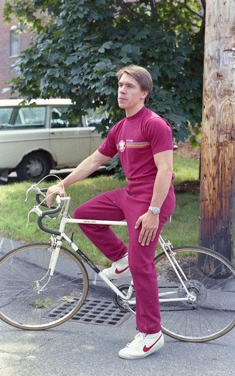 25+ Funny Photos Of Cool Dads In The 1980s