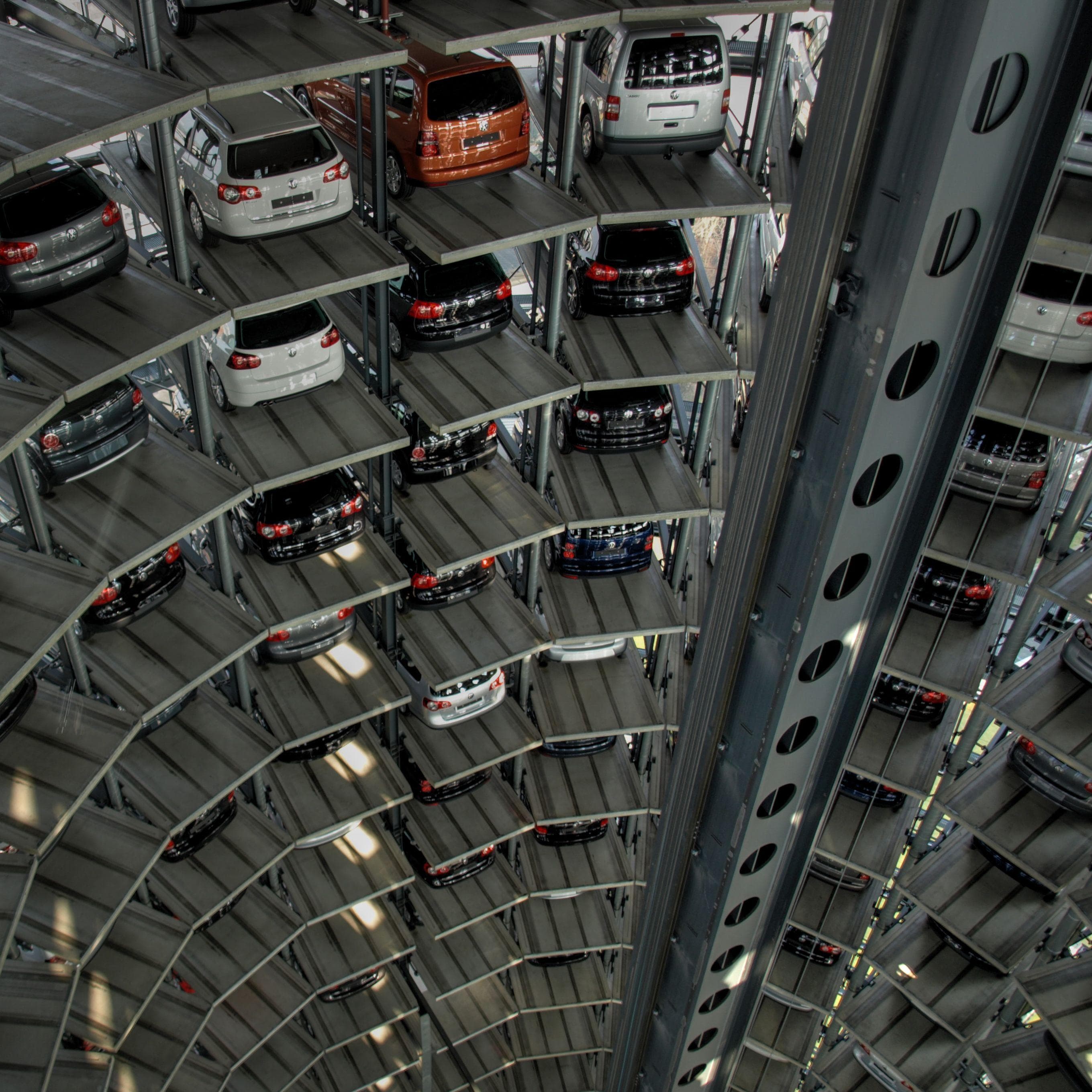 11 Reasons Why Parking Lots Are Arranged Diagonally or Straight