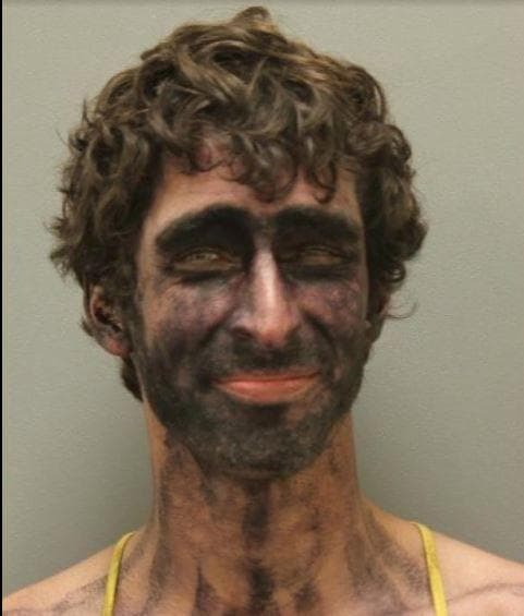 Funny Pictures Of People Smiling In Mugshots
