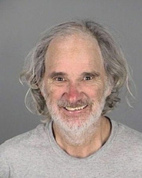 Funny Pictures Of People Smiling In Mugshots
