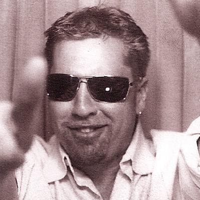 Famous Mix Engineers | List of the Top Well-Known Mix Engineers