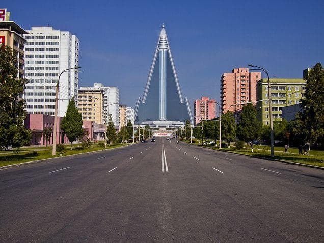 28 Pictures From Pyongyang That Make North Korea Seem Normal