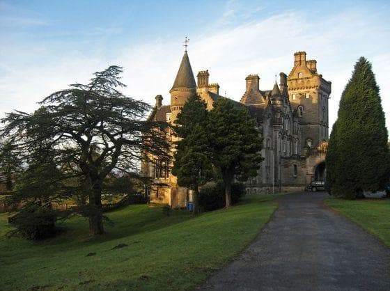 Why Are Dogs Hurling Themselves Off The Mysterious Overtoun Bridge?