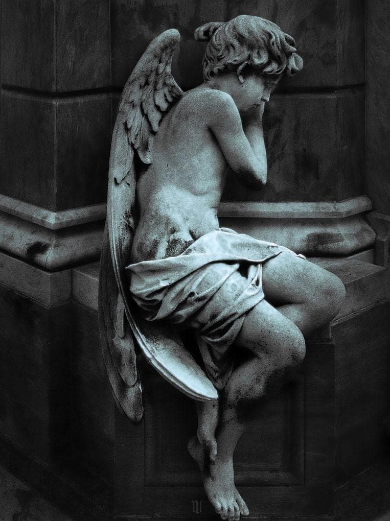 10 Tell-Tale Signs You're Suffering From Stigmata