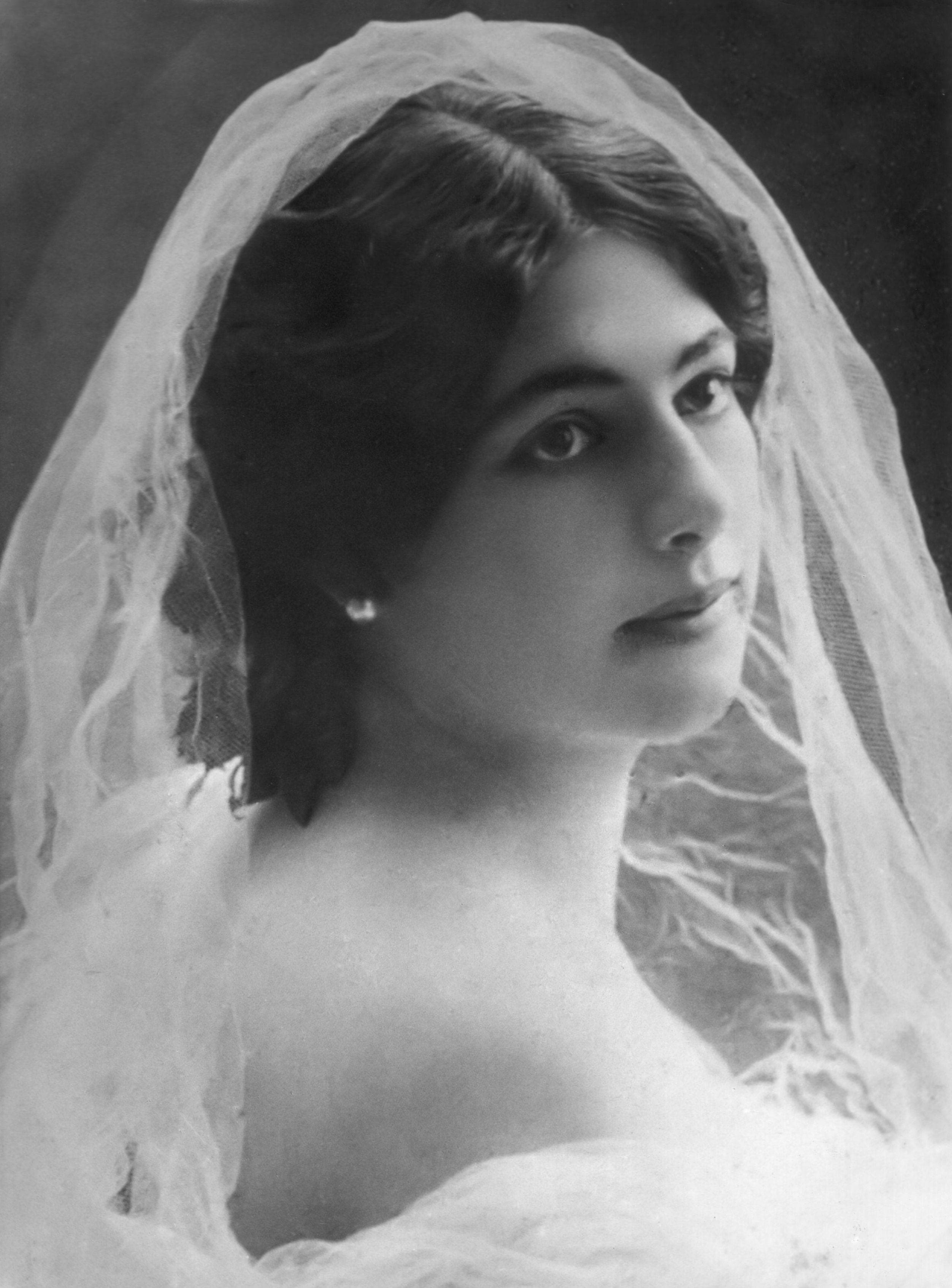 Facts About Mata Hari, The Exotic Dancer Who Became WWI’s Most ...