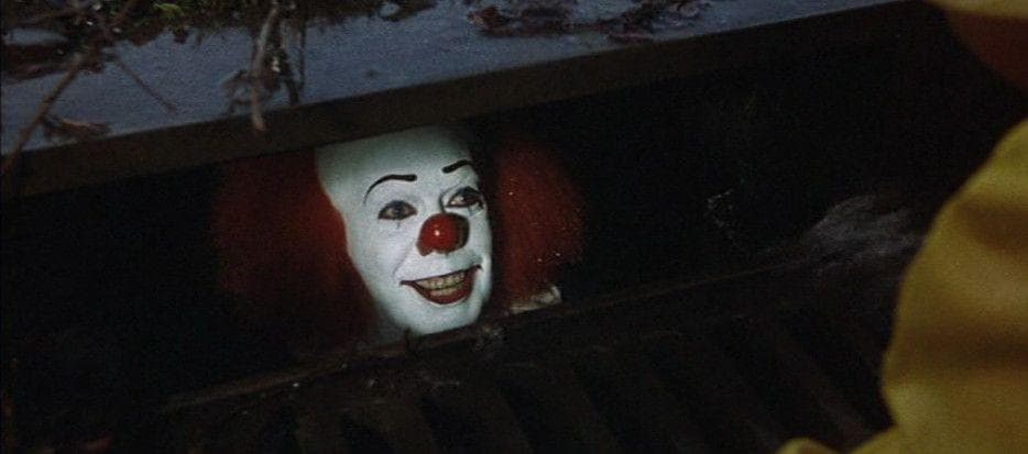 14 Strange Details About Stephen King's Car Accident