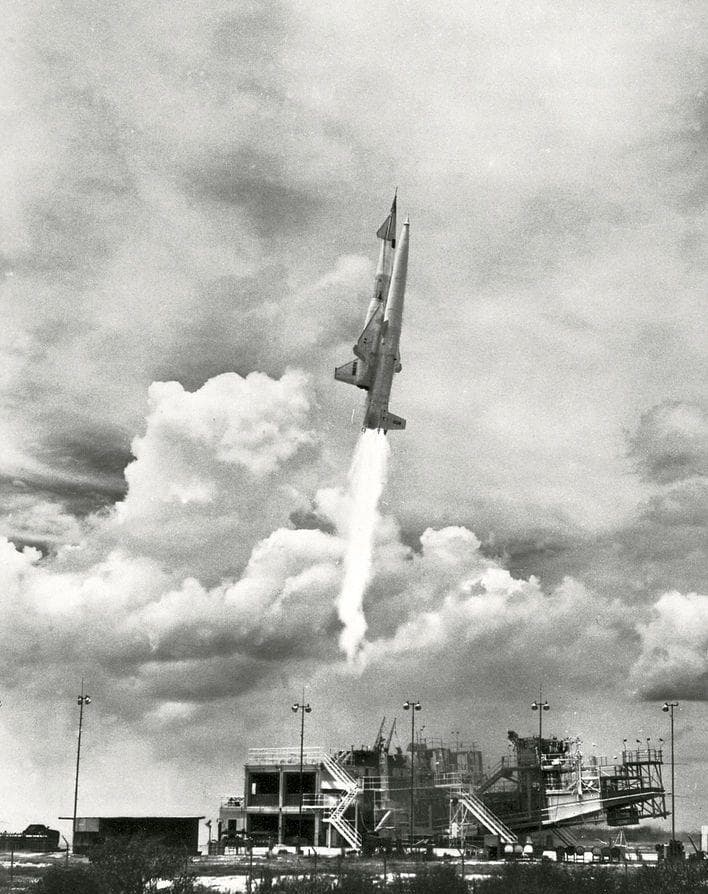 15 Bizarre Facts About Rocket Scientist Jack Parsons