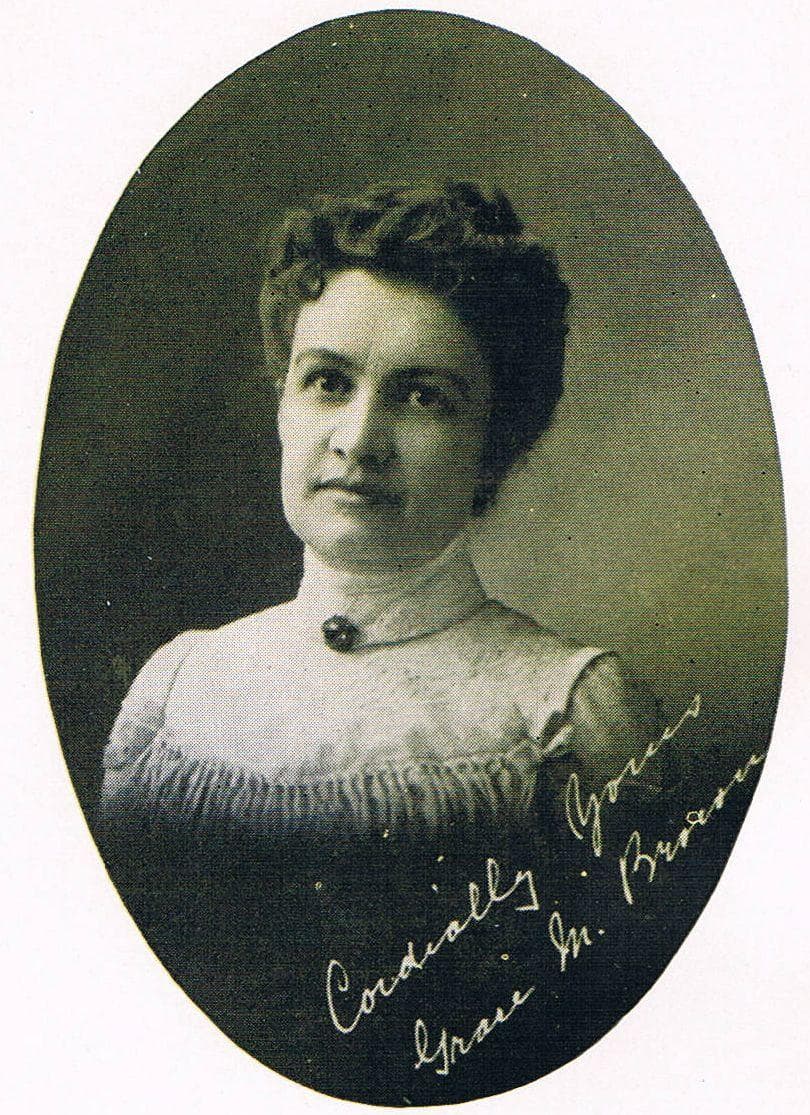 16 Sympathetic Ghosts You Can't Help But Root For