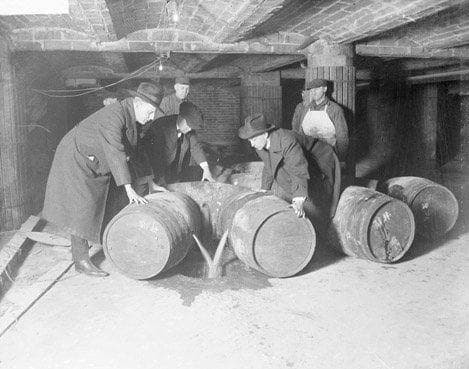 10 Fascinating Facts About Early American Booze Consumption