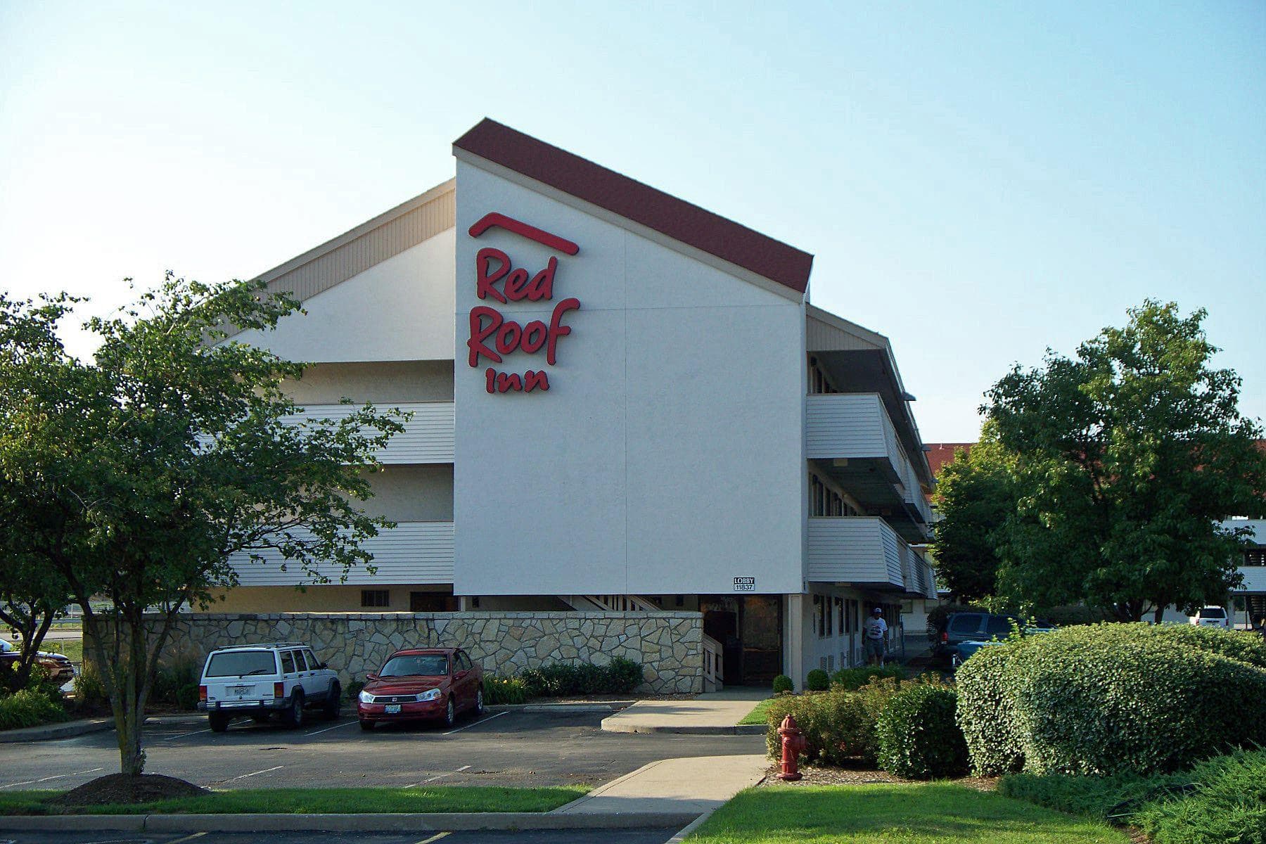 The 14 Creepiest Motel Ghost Stories Ever Told