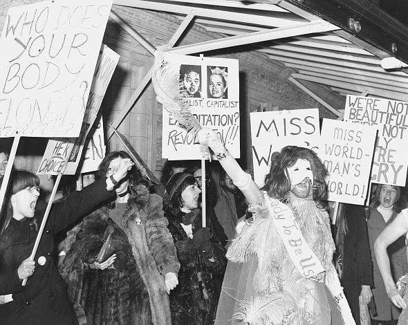 25 Inspiring Photos From the Women's Rights Movement