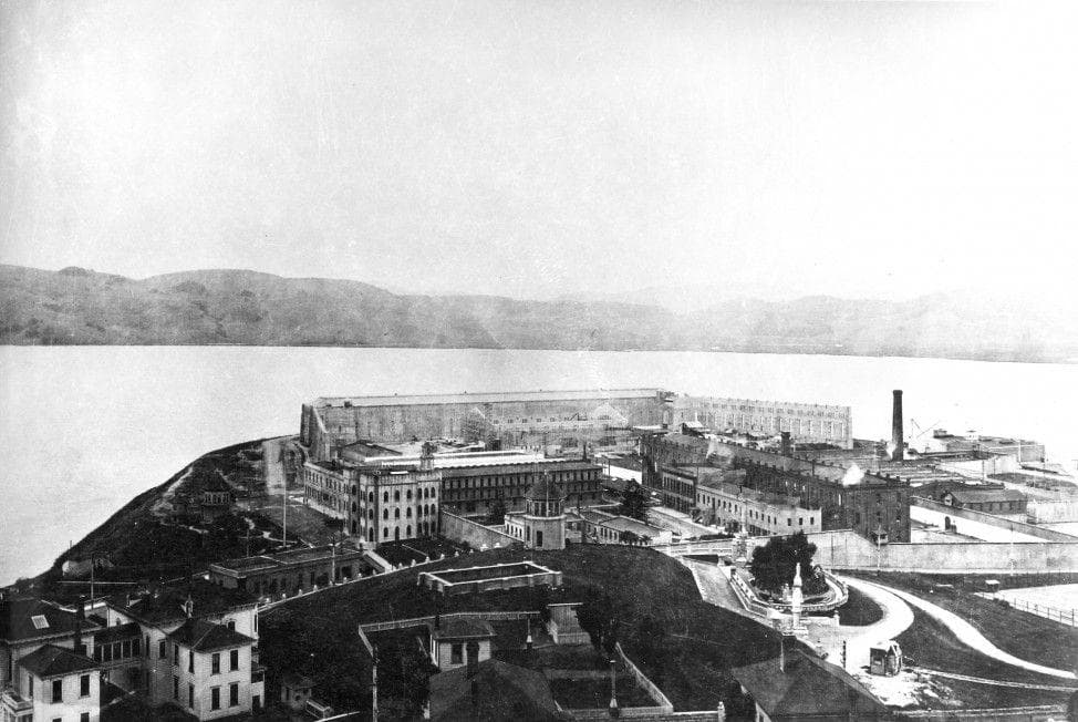 31 Historic Photos of California's Toughest Prisons