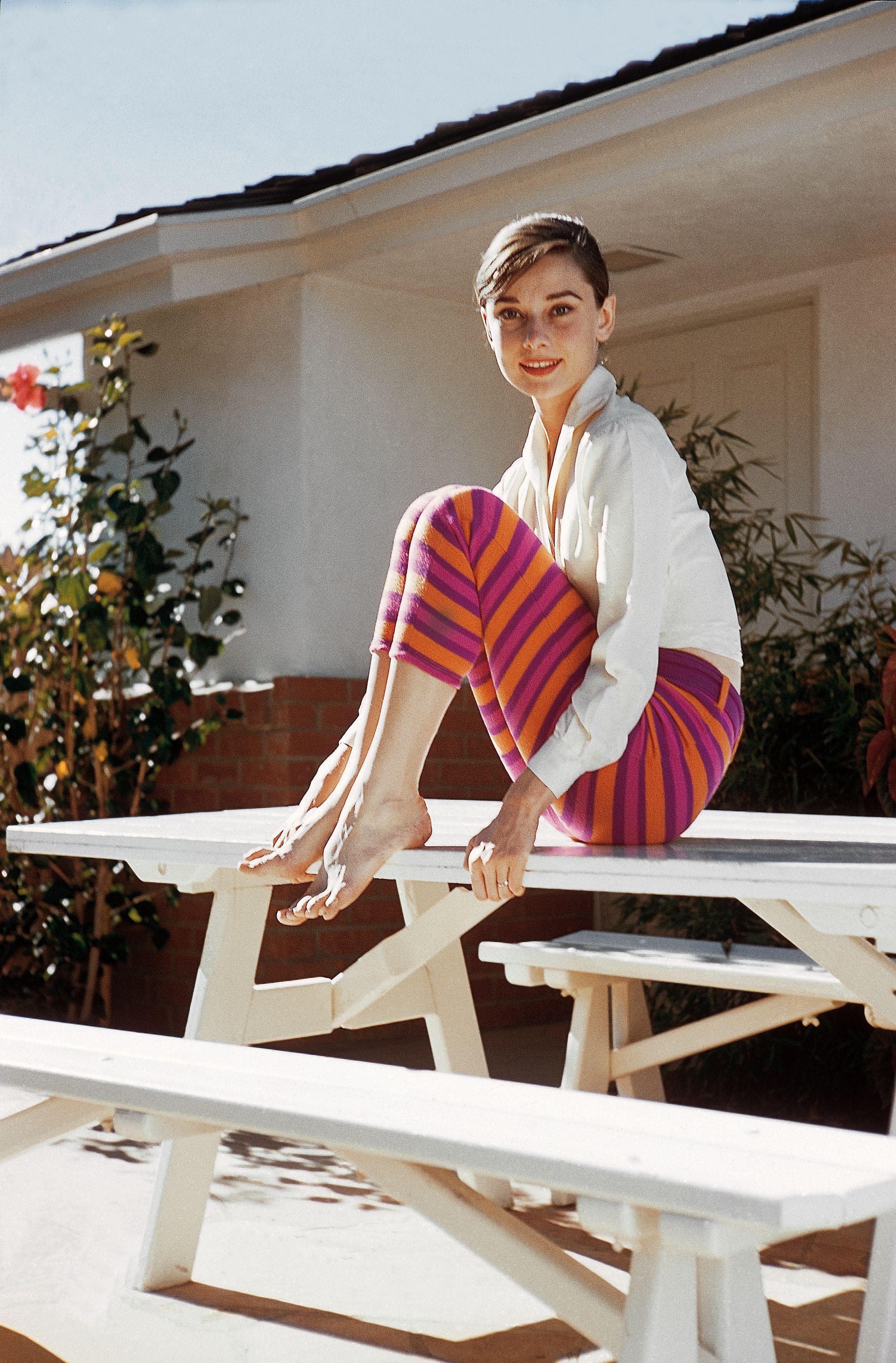 27 Rare Audrey Hepburn Photos Youve Never Seen Before
