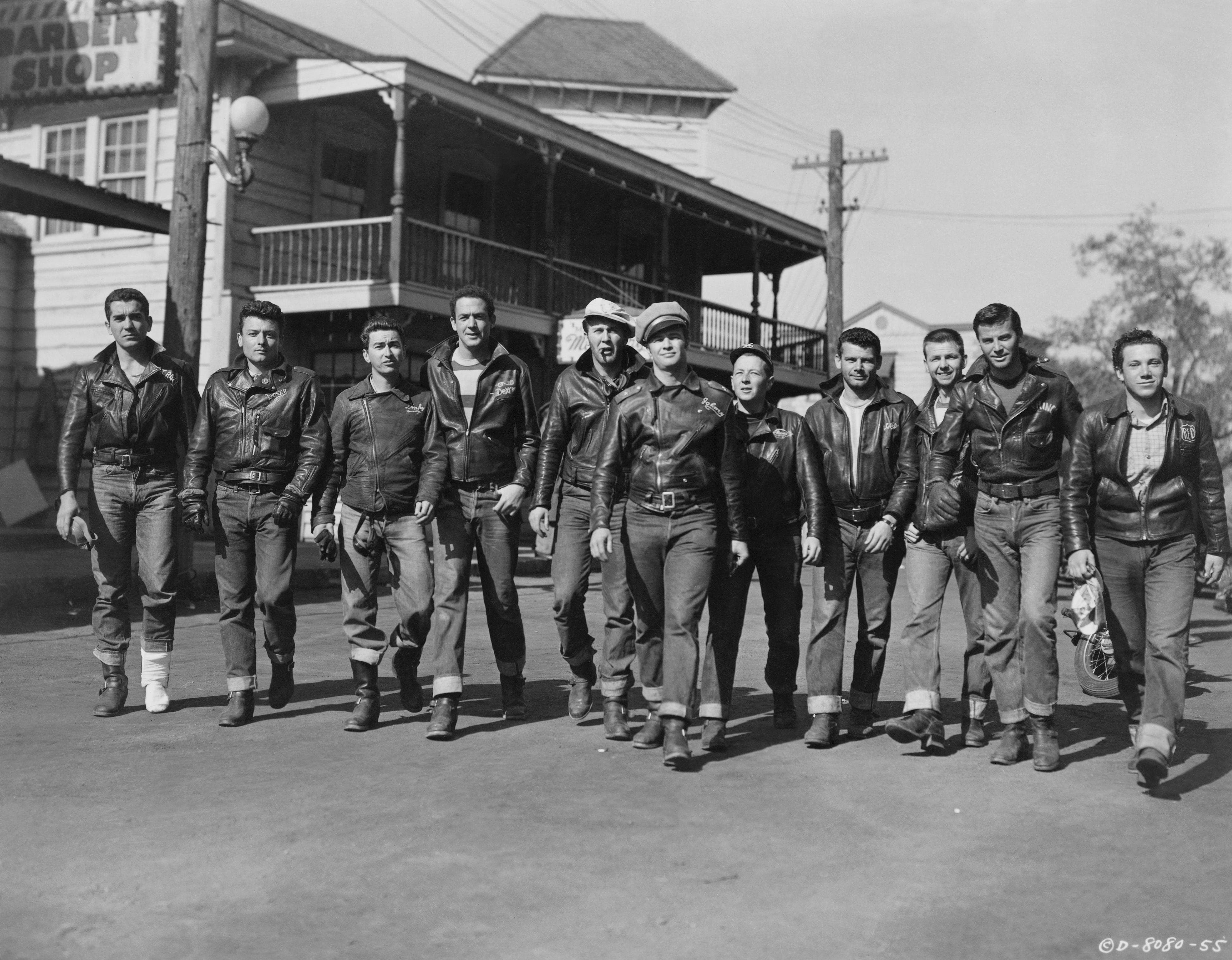 Awesome Photos Of 1950s Greasers In Action