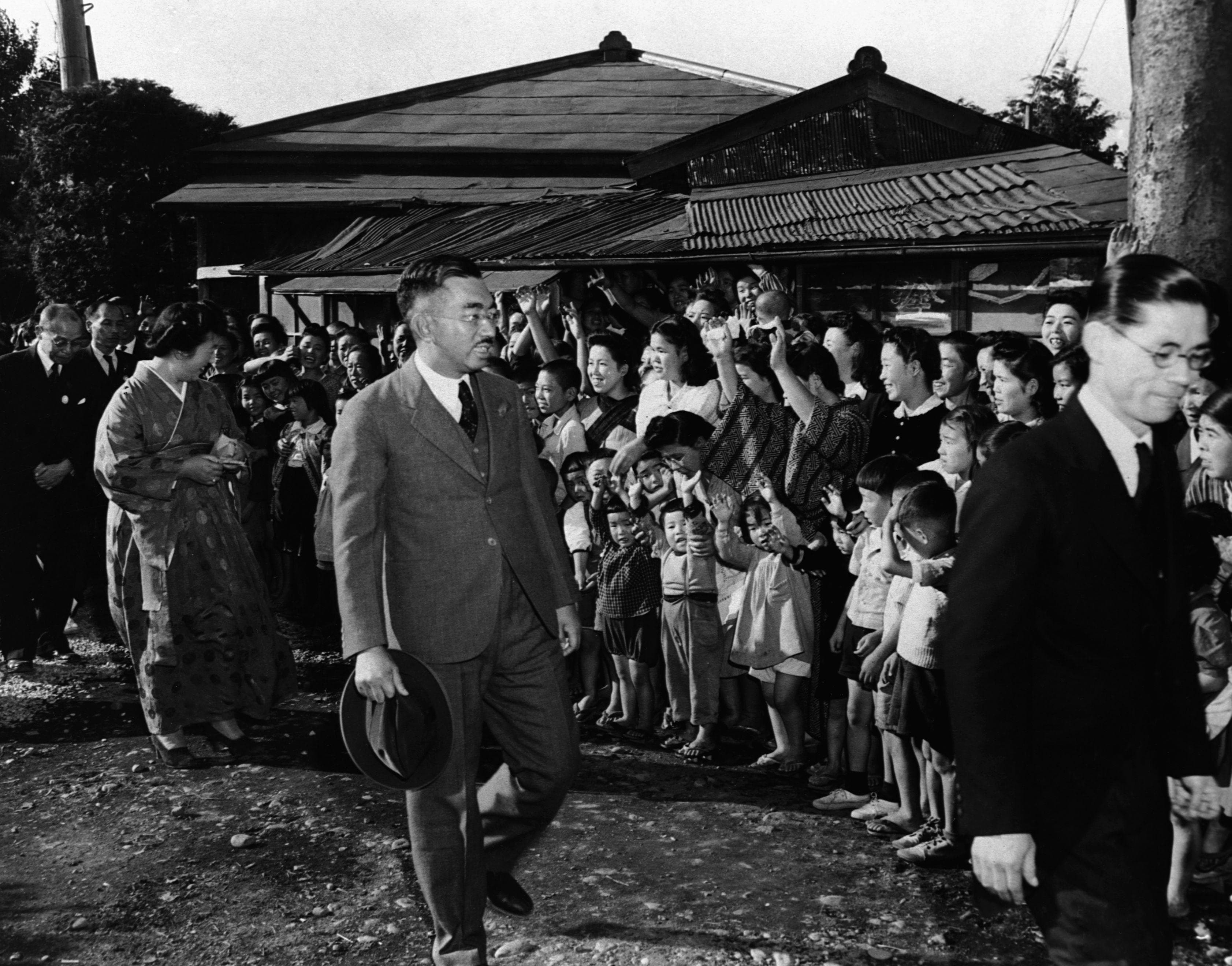 33 Eye-Opening Historical Photos Of Postwar Japan