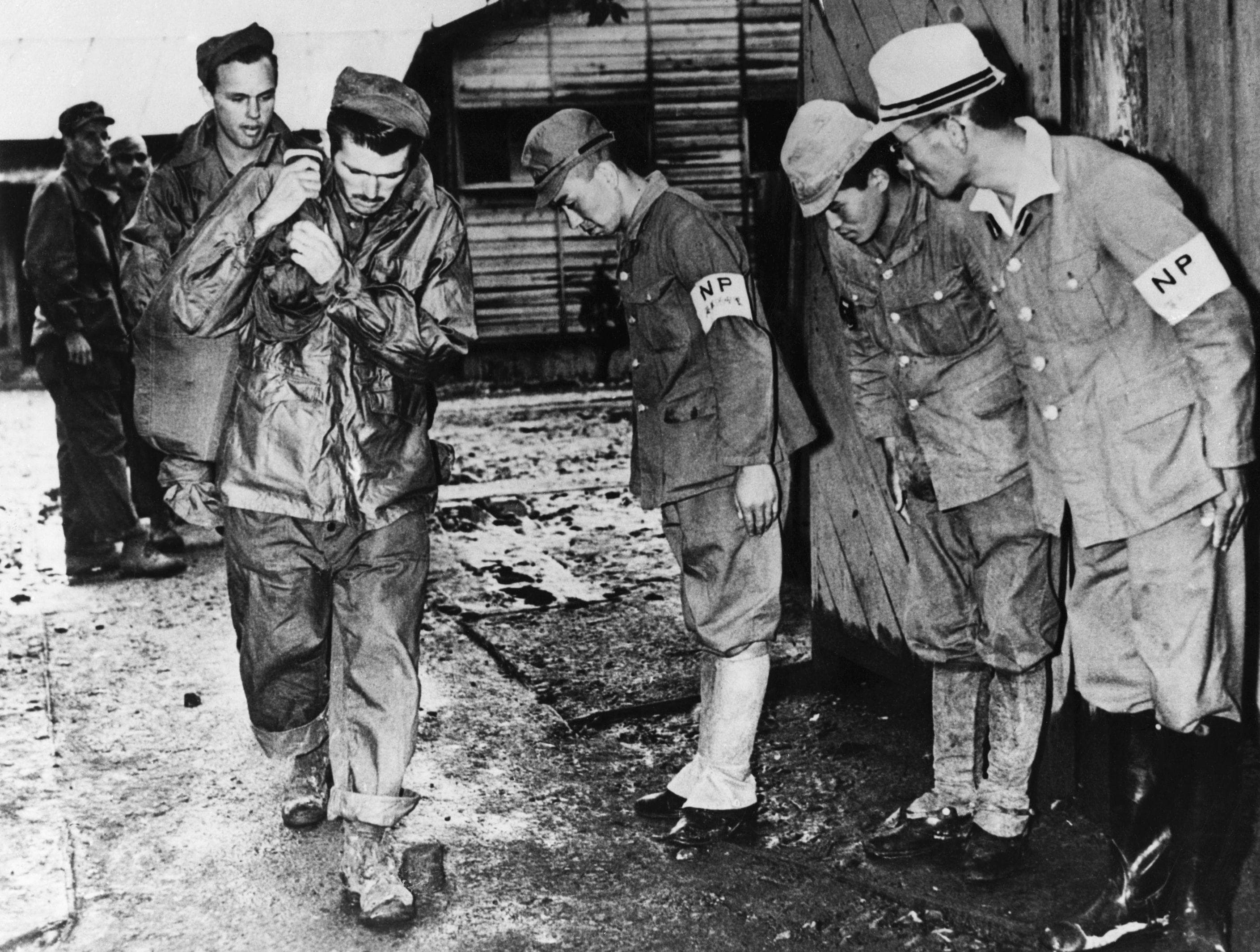 33 Eye-Opening Historical Photos Of Postwar Japan