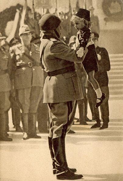 21 Rare Pictures of Benito Mussolini