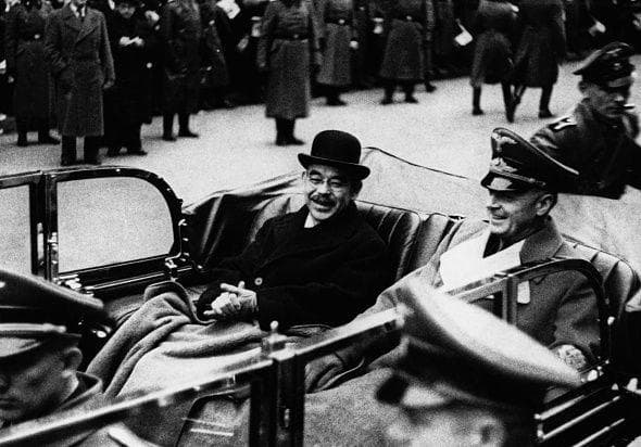 20 Rare Photos Of Axis Powers Hanging Out Together